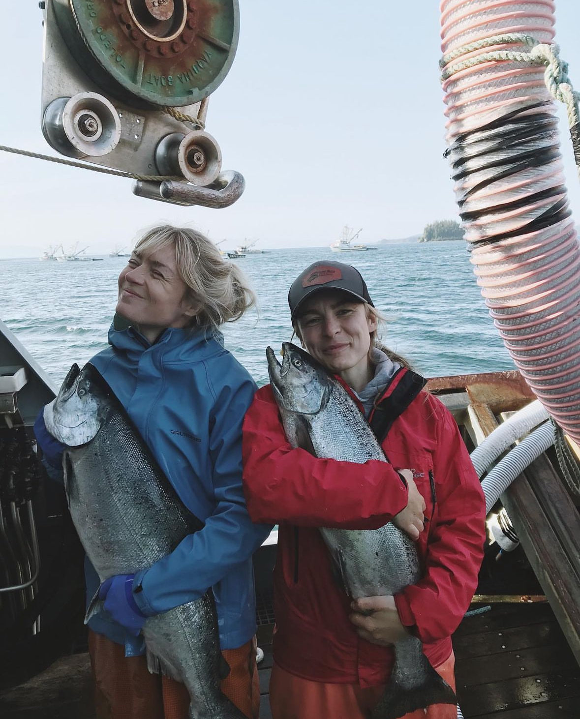 Wild Alaska Sockeye Salmon Box: 10 LBS – Salmon Sisters